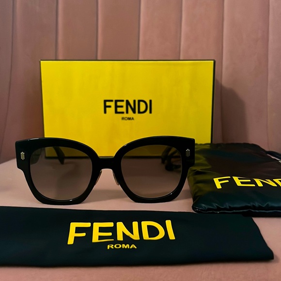 Fendi | Accessories | Fendi Cat Eye Sunglasses 52mm Excellent Condition ...